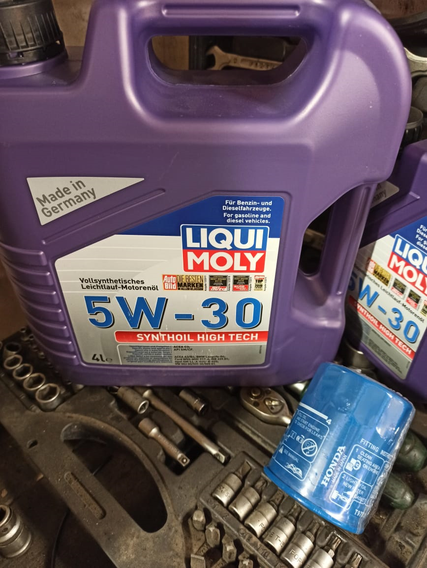 Замена масла, топливного фильтра и чистка форсунок — Honda CR-V (RE), 2 ...