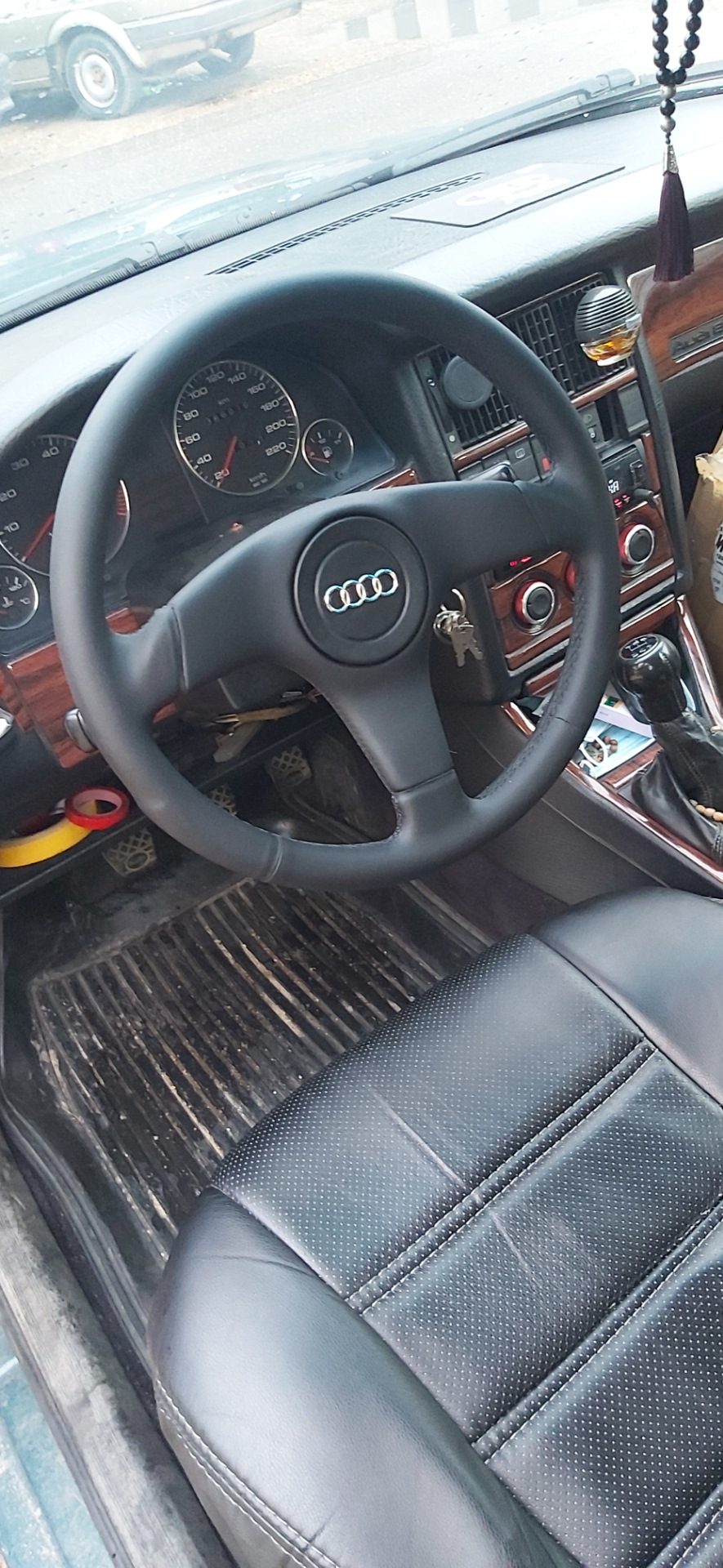 Установил руль Нарди — Audi 80 (B4), 1,9 л, 1993 года | стайлинг | DRIVE2