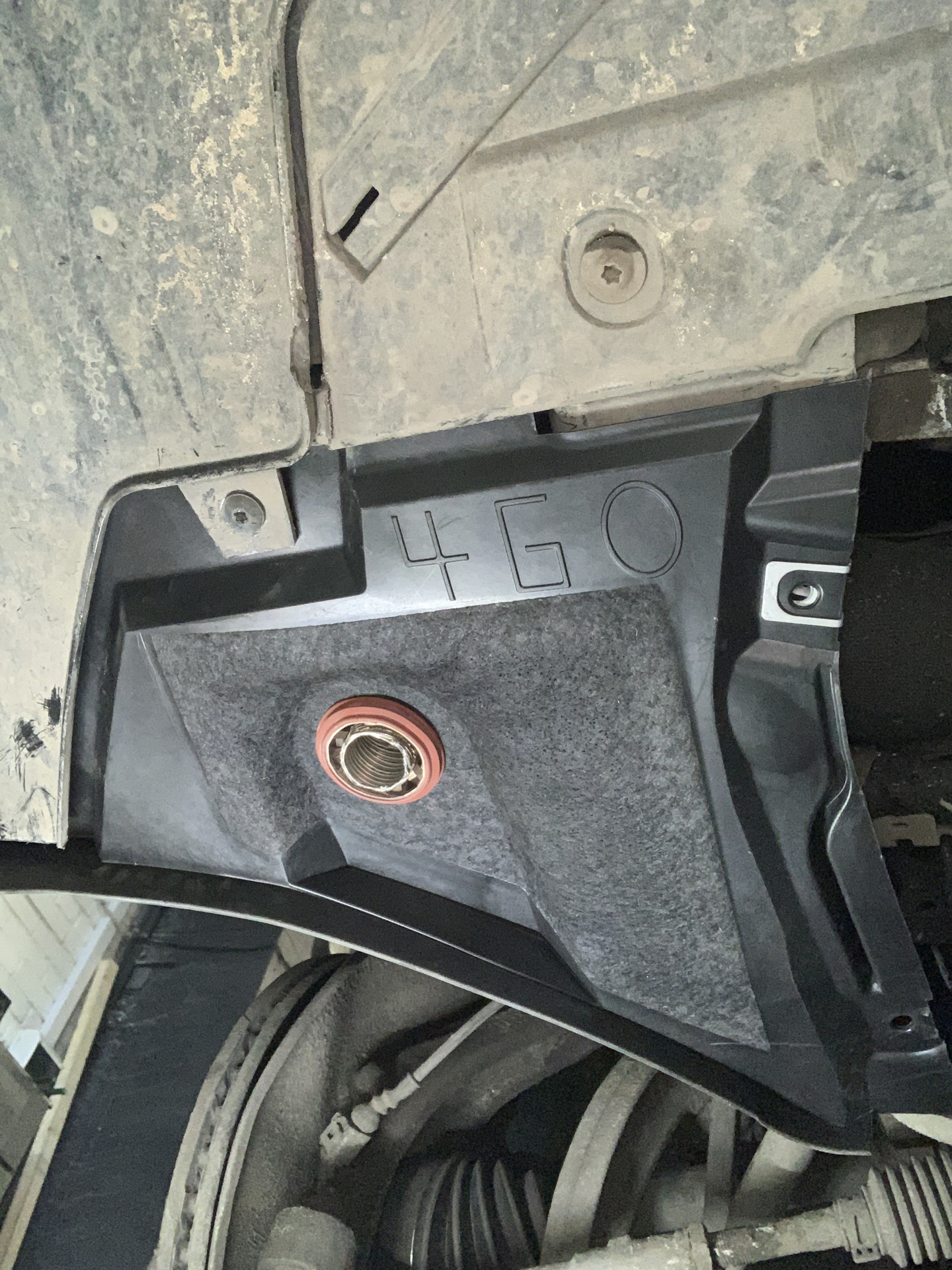 Установка Webasto 5KWt с дистанционным запуском GSM — Audi A6 (C7), 3 л ...