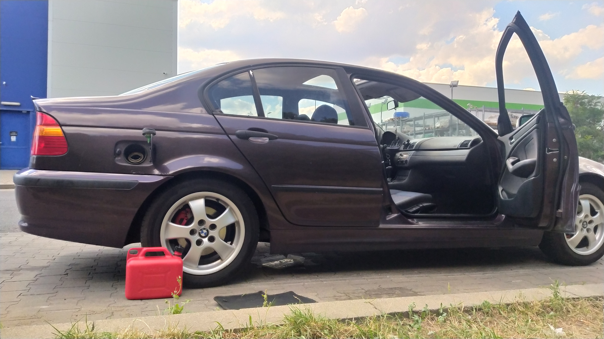 Дорогое удовольствие полный бак бензина — BMW 3 series (E46), 2 л, 2002 года | своими руками ...