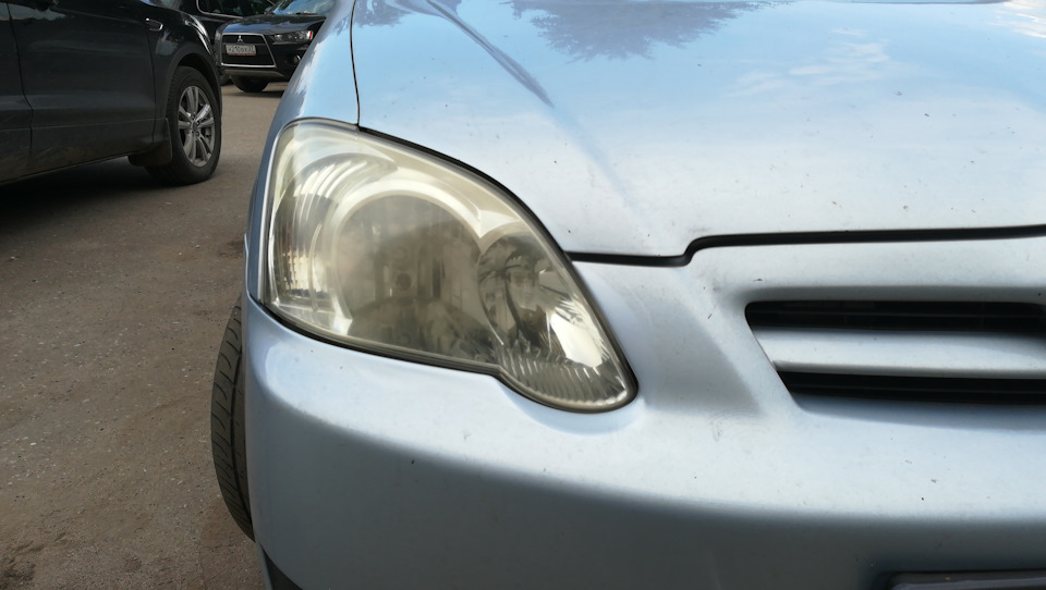 Чистка фары внутри — Toyota Corolla (120), 1,4 л, 2005 года | своими ...