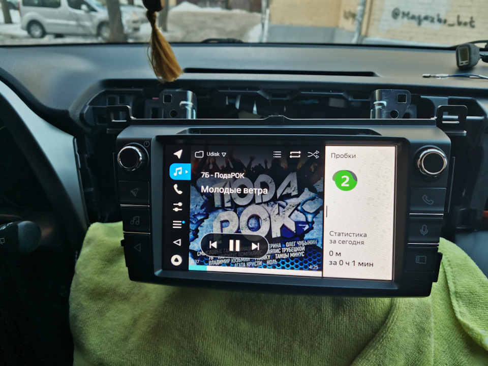 Замена ГУ Яндекс Авто на Яндек Авто) — Toyota RAV4 (IV), 2,5 л, 2018 ...