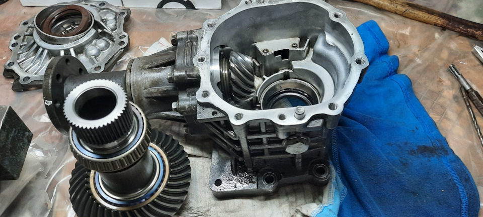 И снова раздатка 47339 3b600 (ВАЛ РАЗДАТОЧНОЙ КОРОБКИ С НАРЕЗАННЫМИ ...