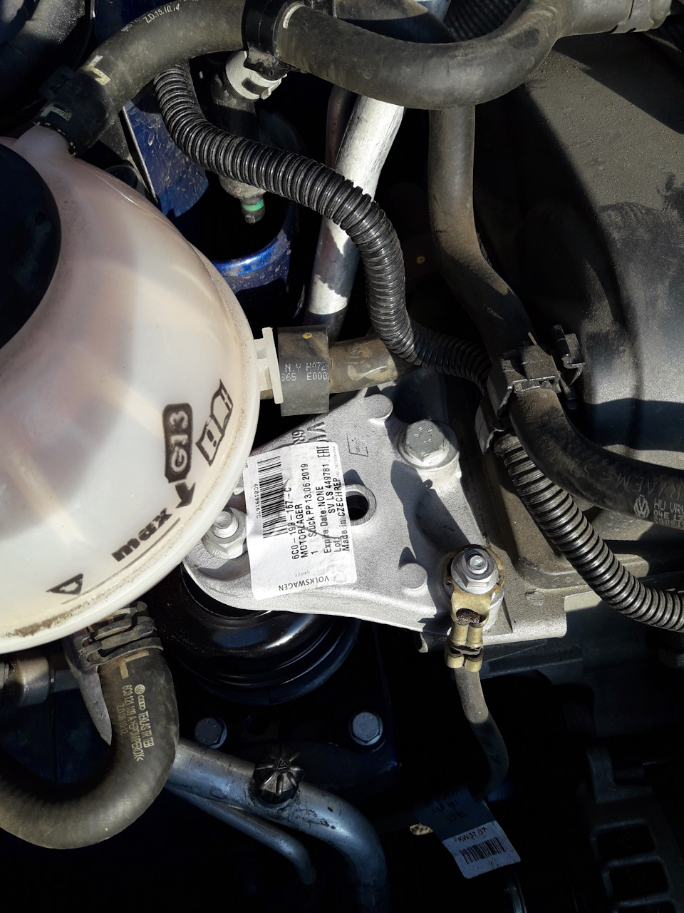 Замена подкрылок зад + антикор — KIA Sorento (2G), 3,5 л., 2012 года ...