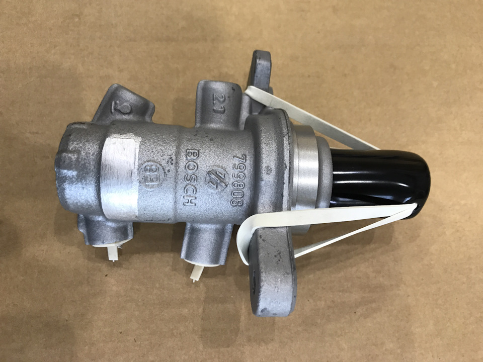 Замена ГТЦ BMW F20 от опции Спортивные тормоза М S2NHA — BMW 1 series ...