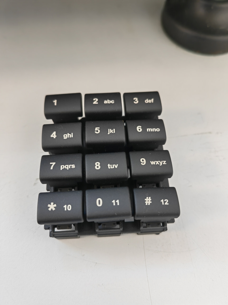 16. Антисофттач: icm2, климат, CD чейнджер, подстаканник, полочка ...