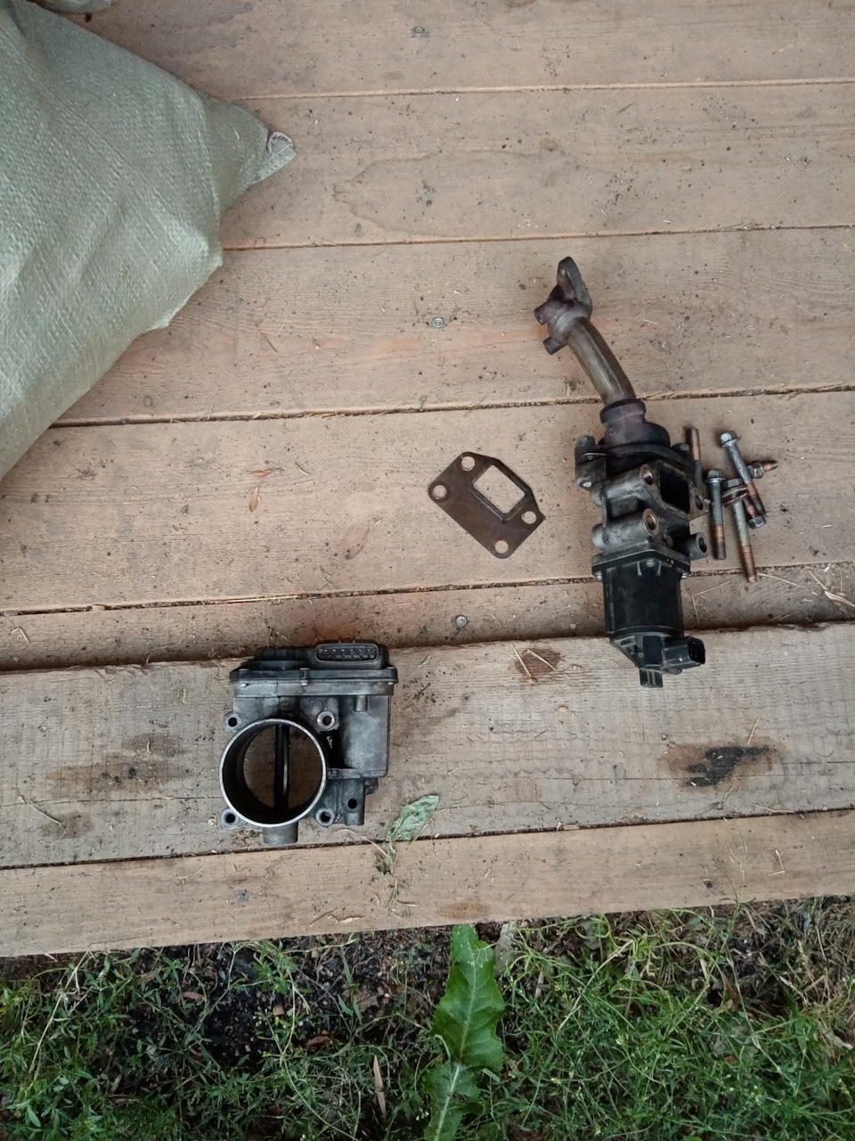 2. Регулировка клапанов — Mitsubishi Pajero Sport (2G), 2,4 л, 2013 ...