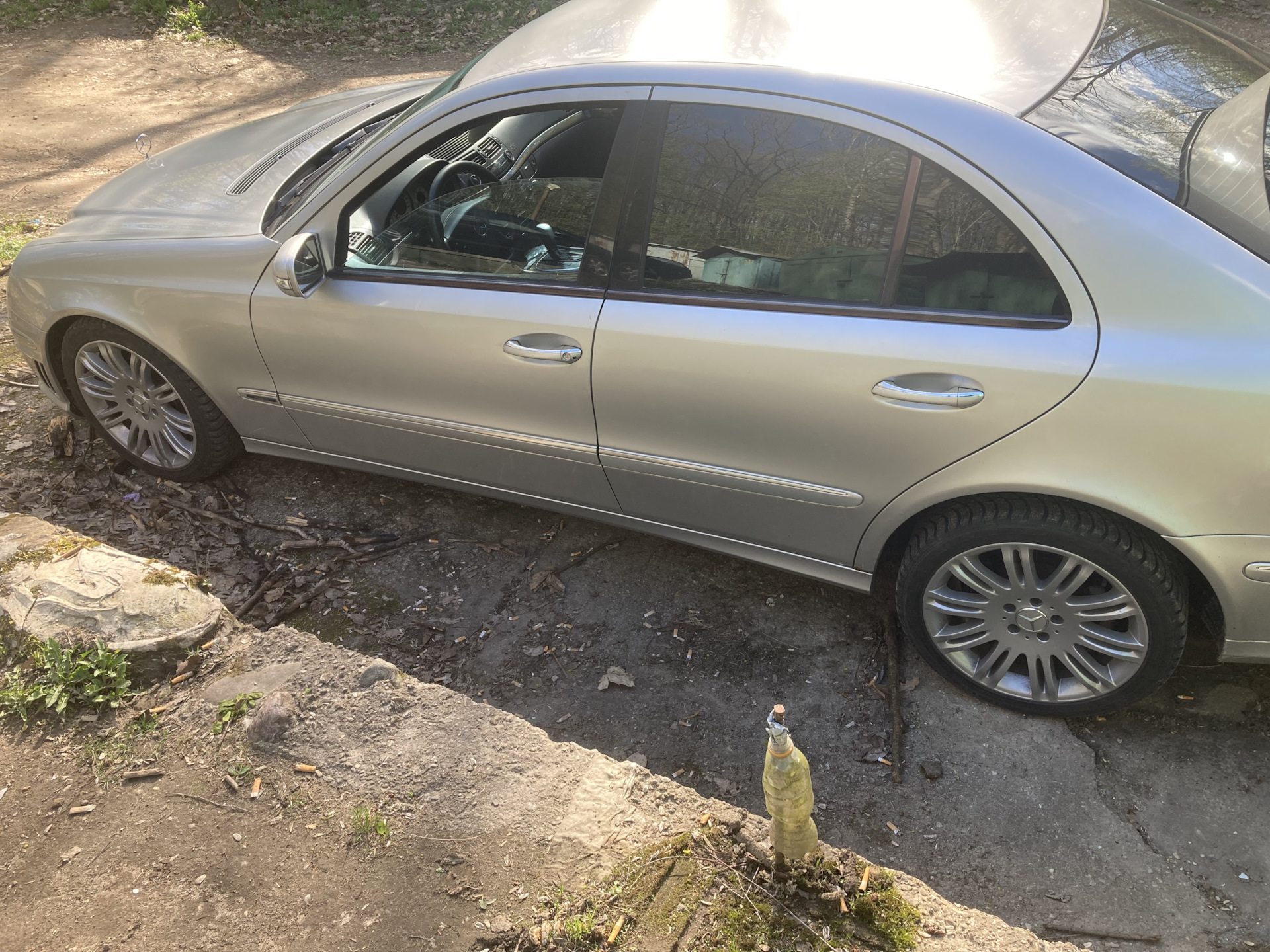 Переобулся на лето. — Mercedes-Benz E-class (W211), 2,7 л, 2006 года | просто так | DRIVE2