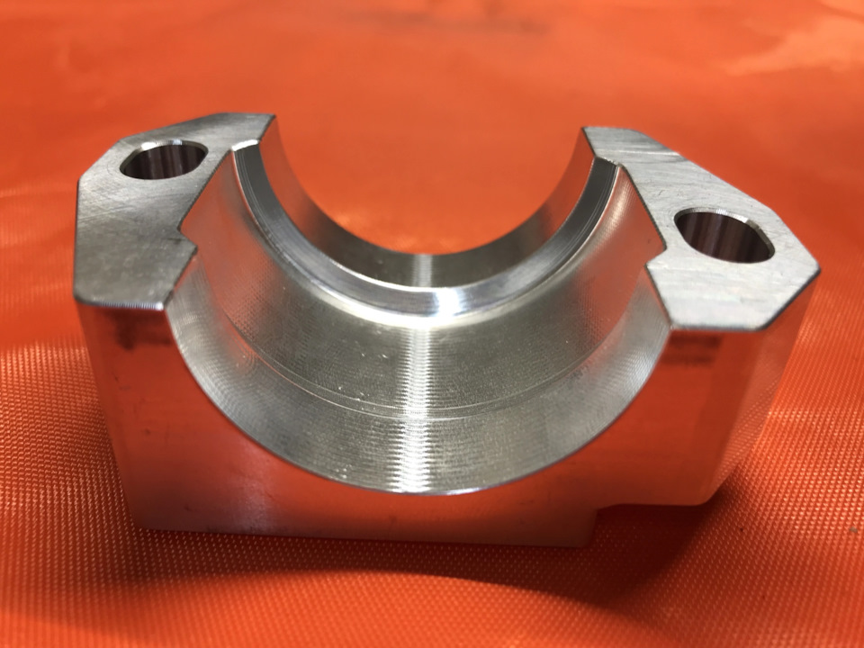 Усиленный передний кронштейн переднего стабилизатора Mercedes W211 ...