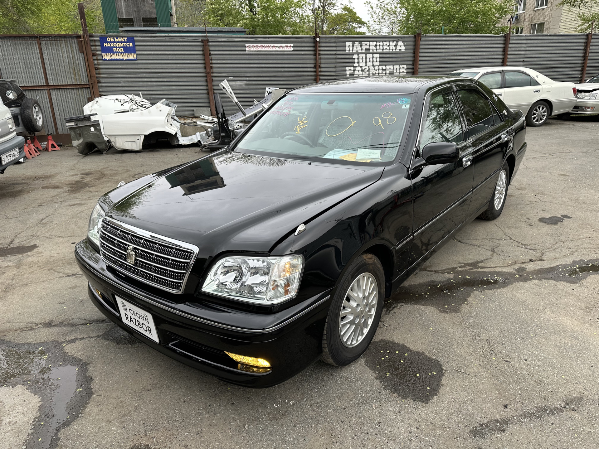 Toyota Crown JZS175 Royal Saloon G, в наличии во Владивостоке — Crown ...