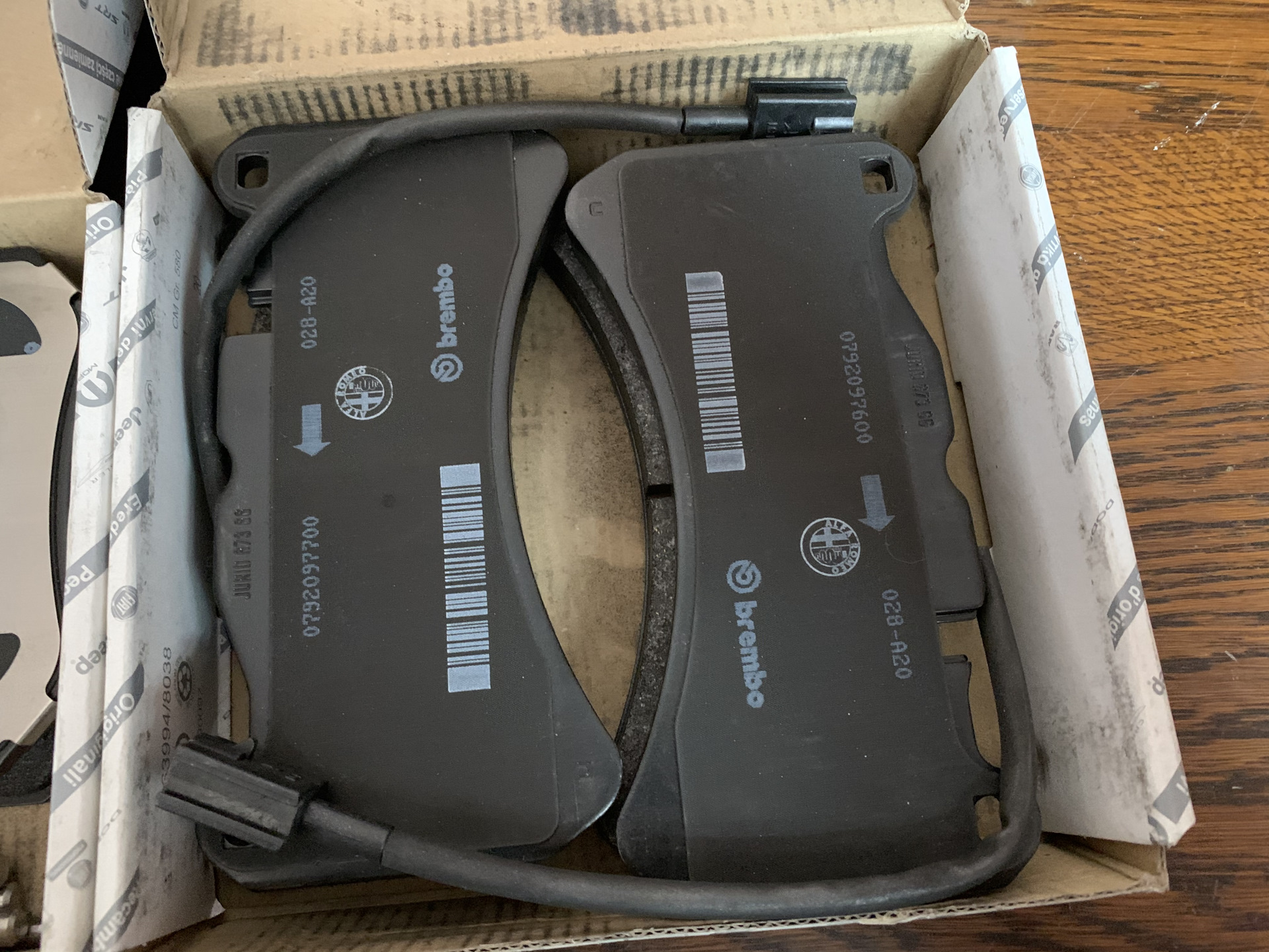 Замена передних, задних колодок и торм.жидкости — Alfa Romeo Giulia ...