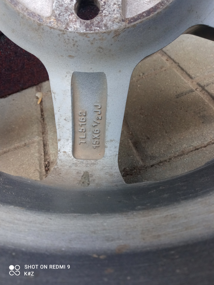 Литые диски RS Wheels 6,5Jx15 ET40 5x114,3 на Mazda 626 V (GF), KIA ...