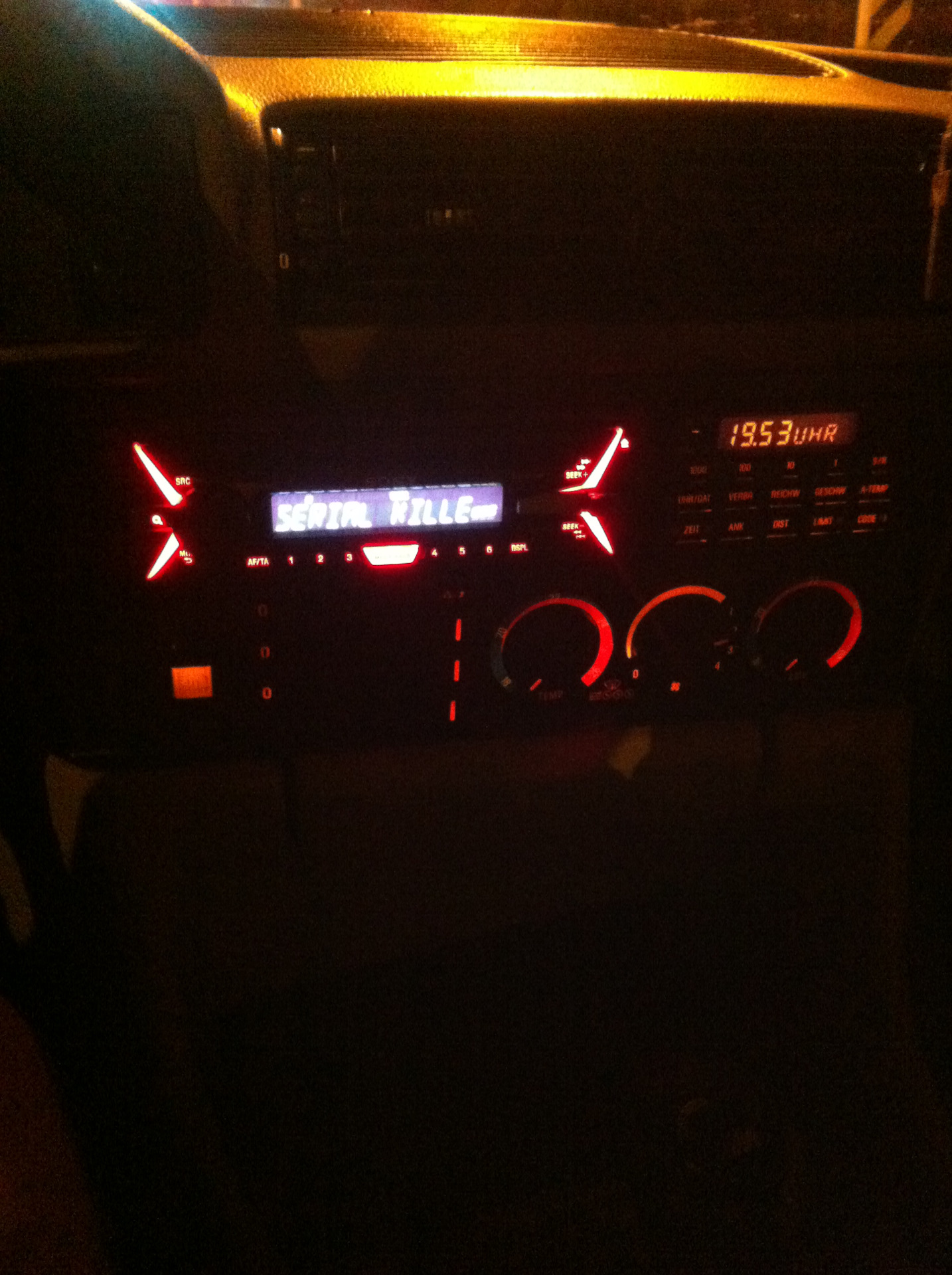 магнитола Sony cdx-G1100U. — BMW 5 series (E34), 2,5 л, 1992 года ...