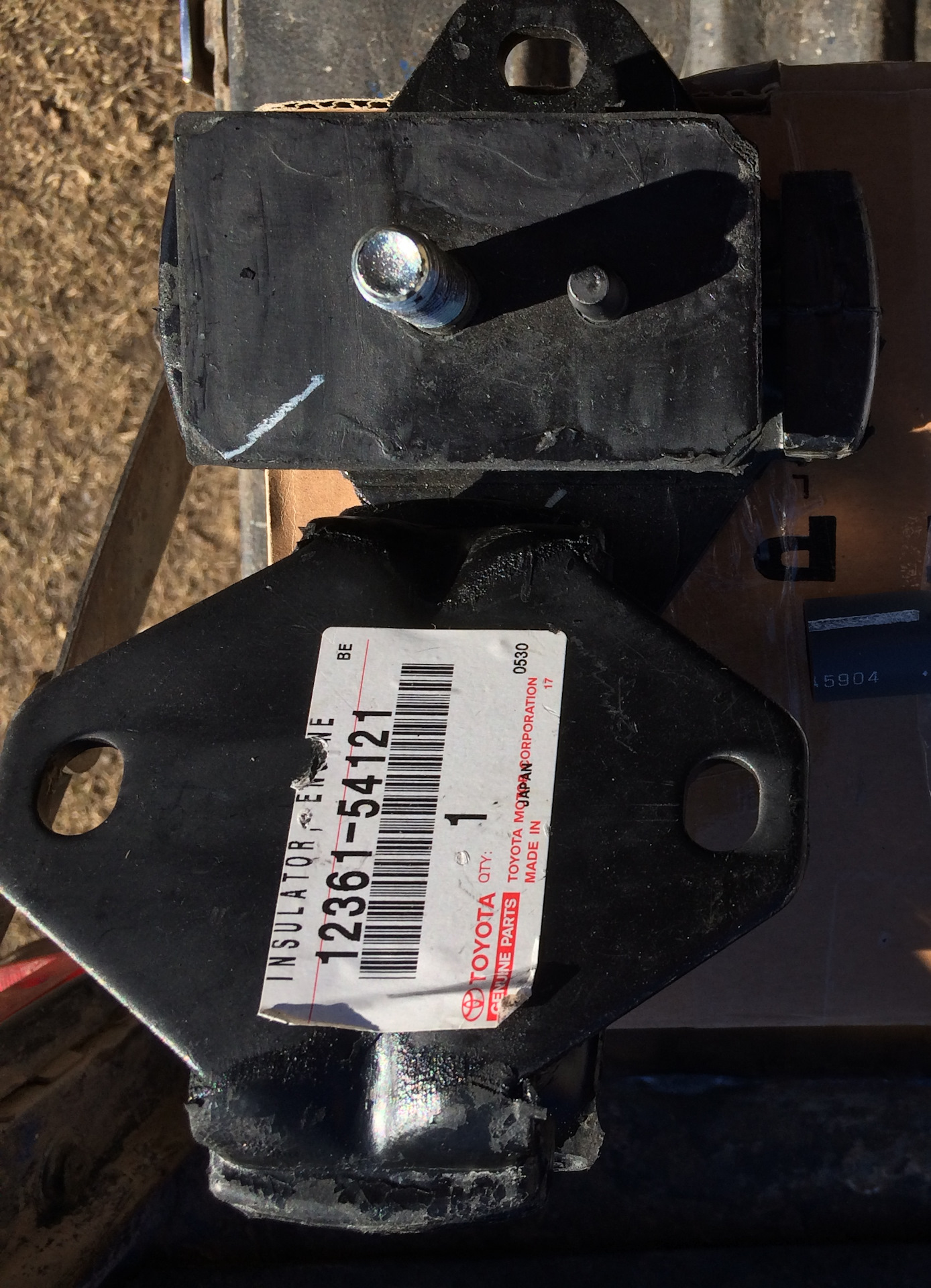 Замена подушек двигателя — Toyota Hilux (5G), 2,4 л, 1993 года | своими ...