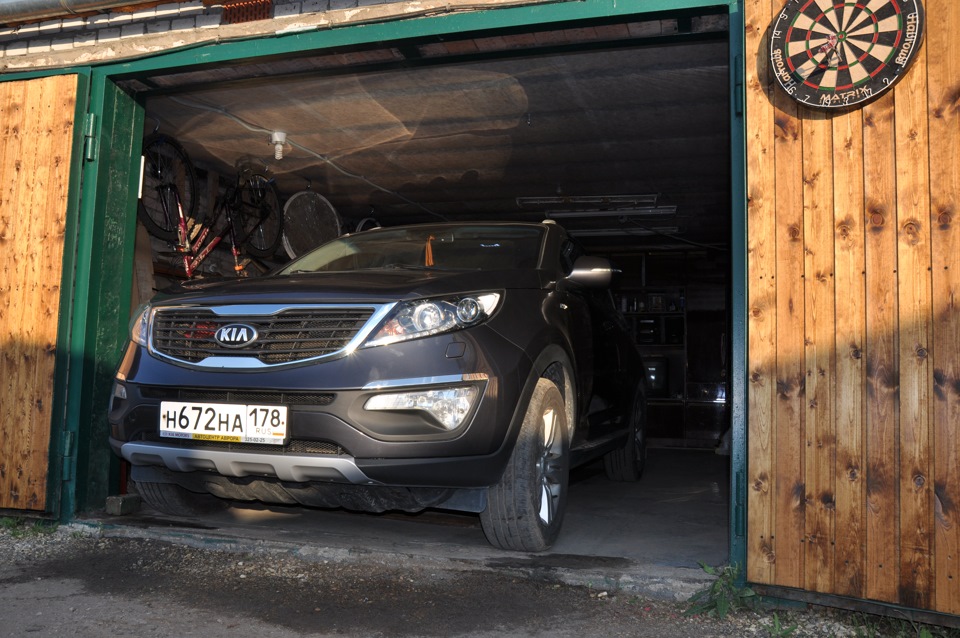 Накладка на передний бампер ОЕМ — KIA Sportage (3G), 2 л, 2012 года ...