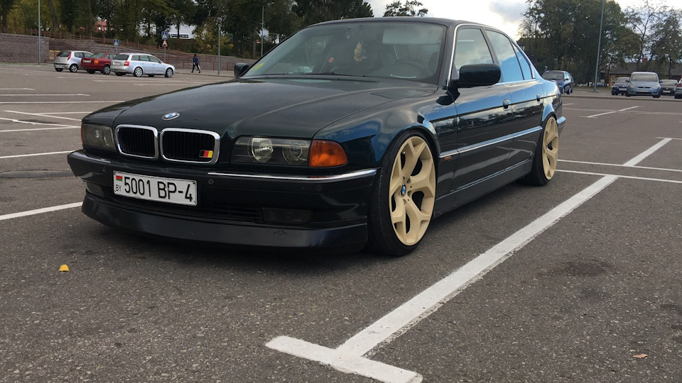 BMW 7 series (E38) 3.5 бензиновый 1997 | 735i V8 на DRIVE2
