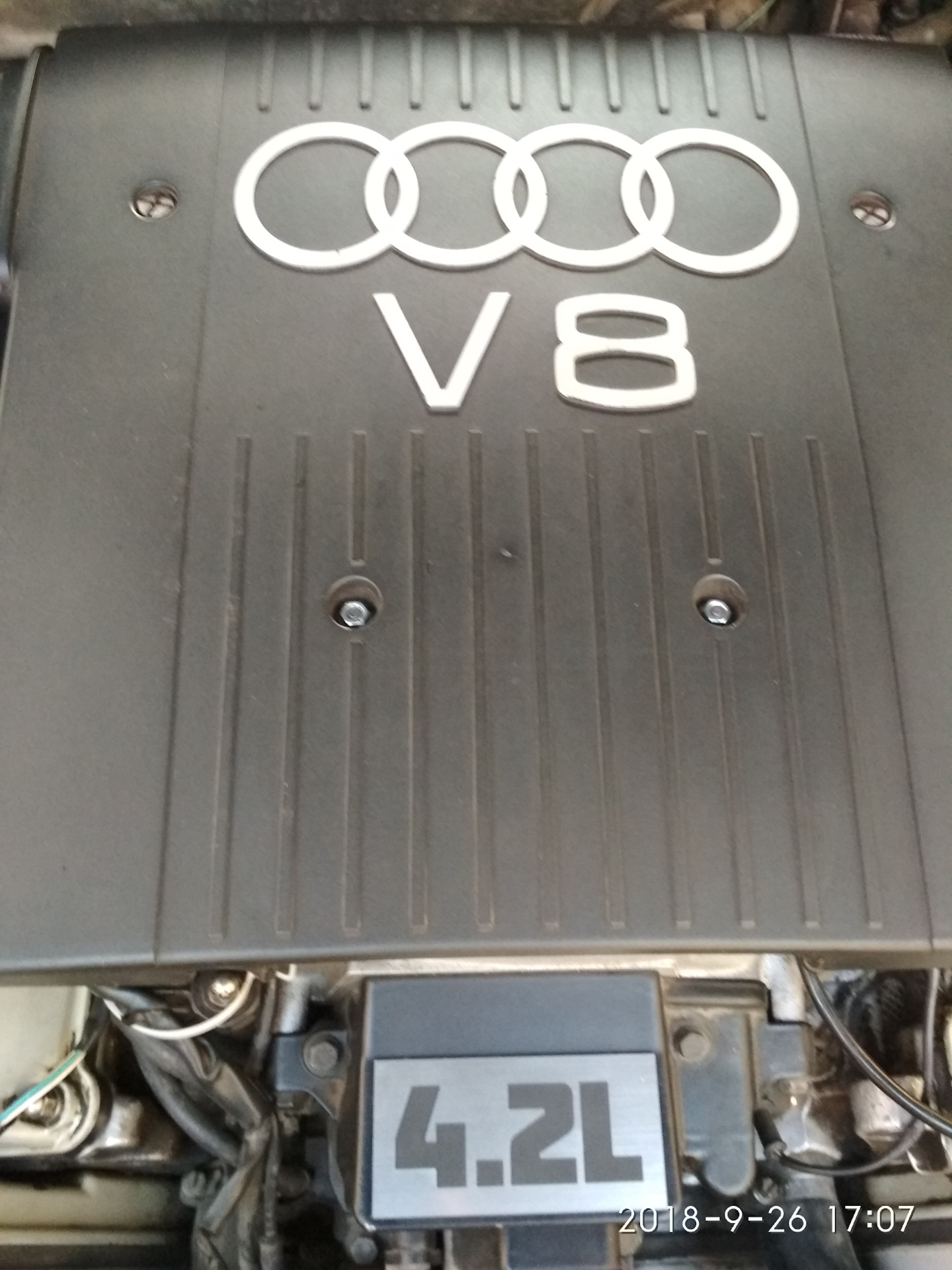 Шильдик на мотор!) — Audi V8, 4,2 л, 1992 года | просто так | DRIVE2