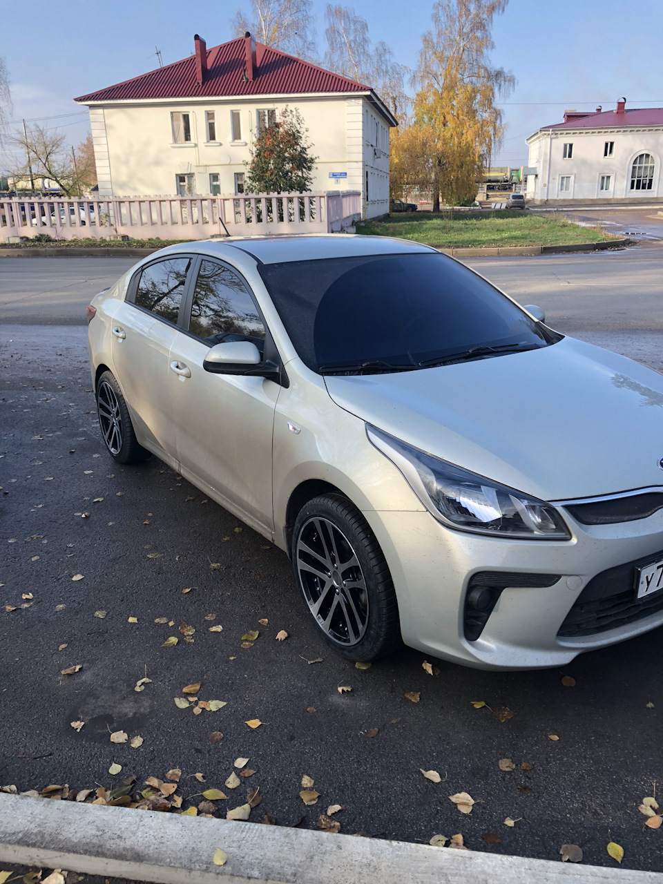 Покупка Рельсов R-17 — KIA Rio (4G), 1,4 л, 2018 года | колёсные диски ...