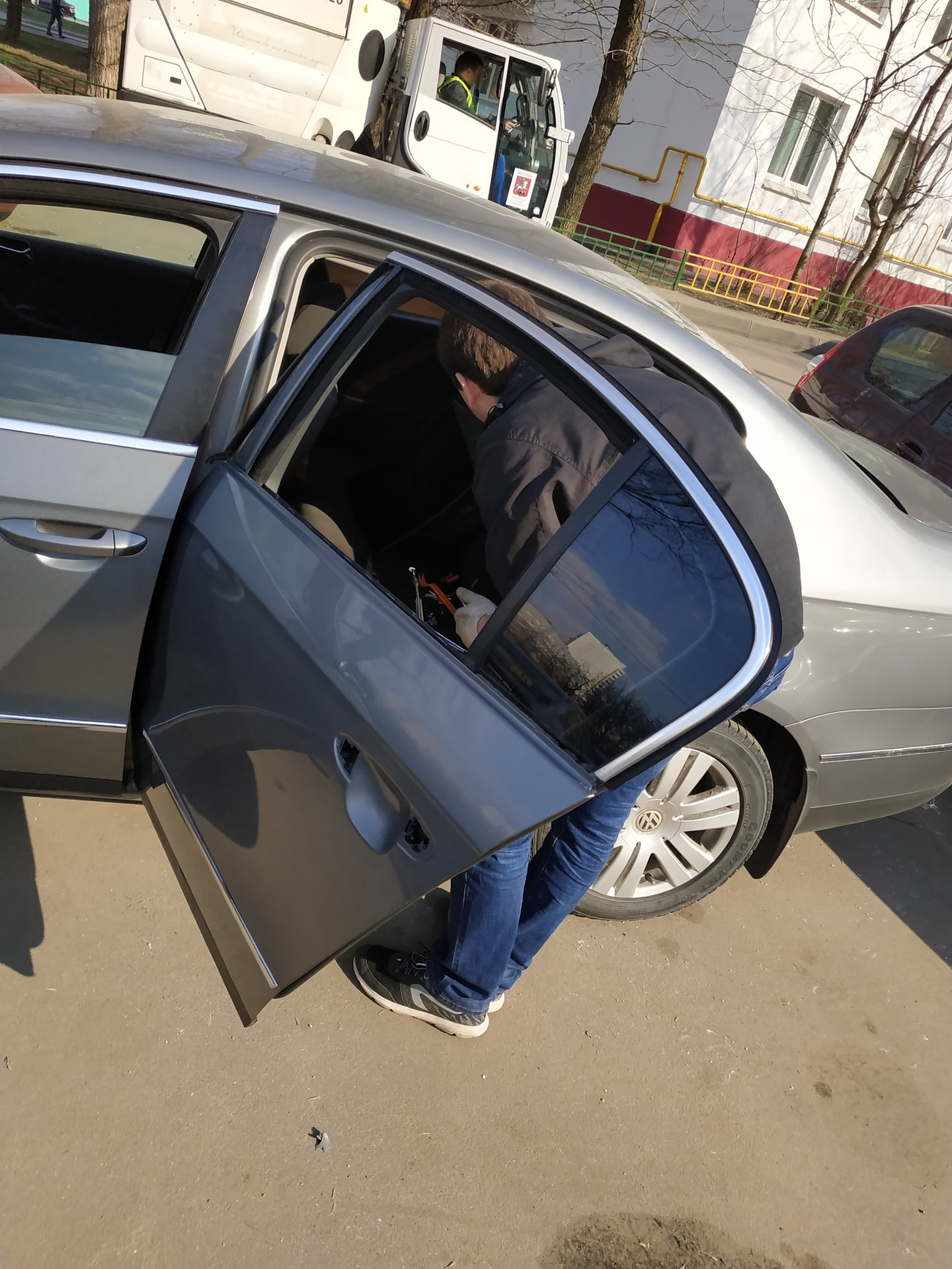 Гнилые двери, прощайте — Volkswagen Passat B6, 2 л, 2005 года | своими ...