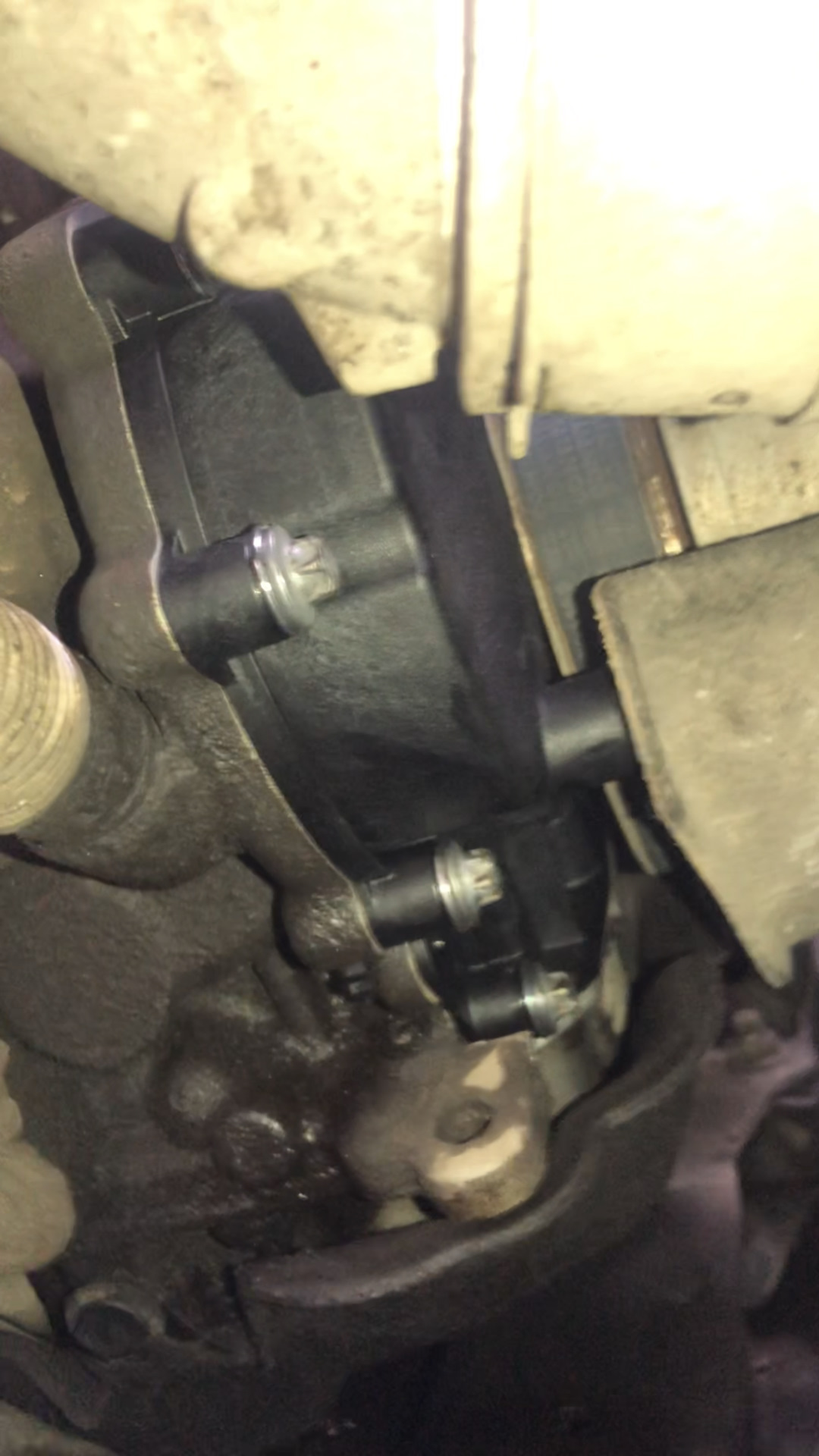 Запотевание крышки ГРМ — BMW 3 series (F30), 1,5 л, 2017 года | визит ...