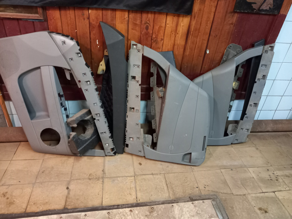 На пути к чёрному салону — Lada Приора хэтчбек, 1,6 л, 2008 года ...