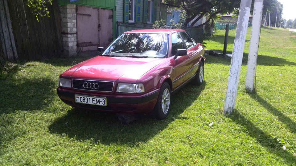 поездка на дачу мойка авто — Audi 80 B4 1 9 л 1994 года