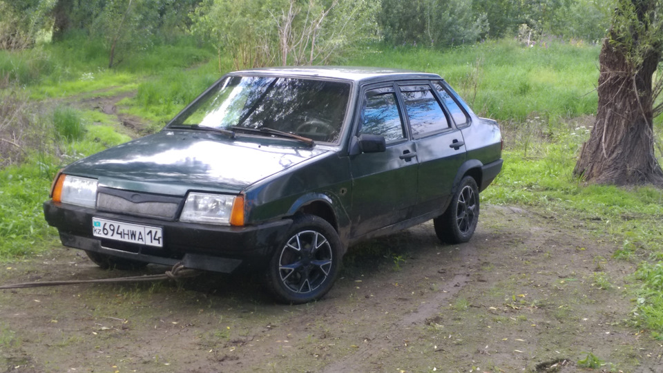 Какое масло залить в двигатель ? — Lada 21099, 1,5 л, 2003 года ...