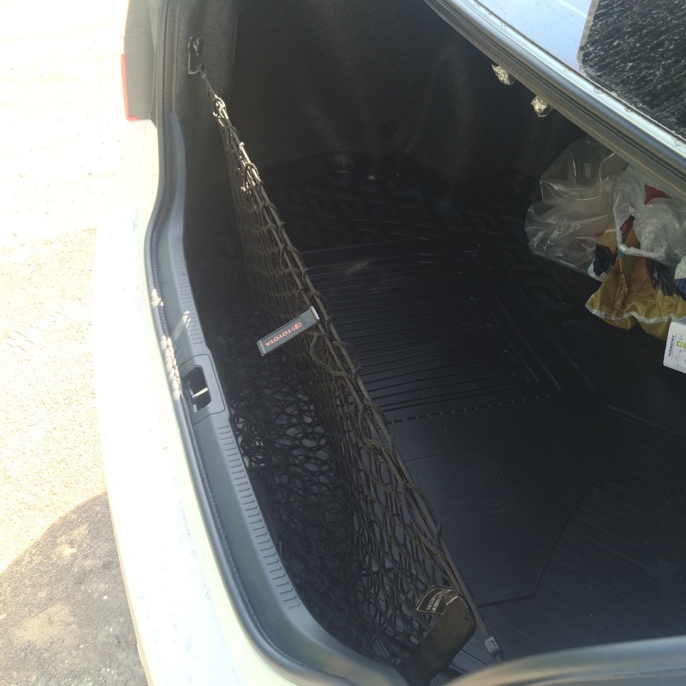 Сетка в багажник — Toyota Camry (XV50), 2,5 л, 2014 года | аксессуары ...