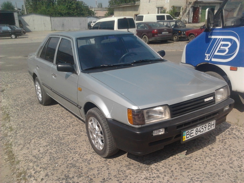 Скучно на работе) — Mazda 323 III, 1,6 л, 1987 года | фотография | DRIVE2