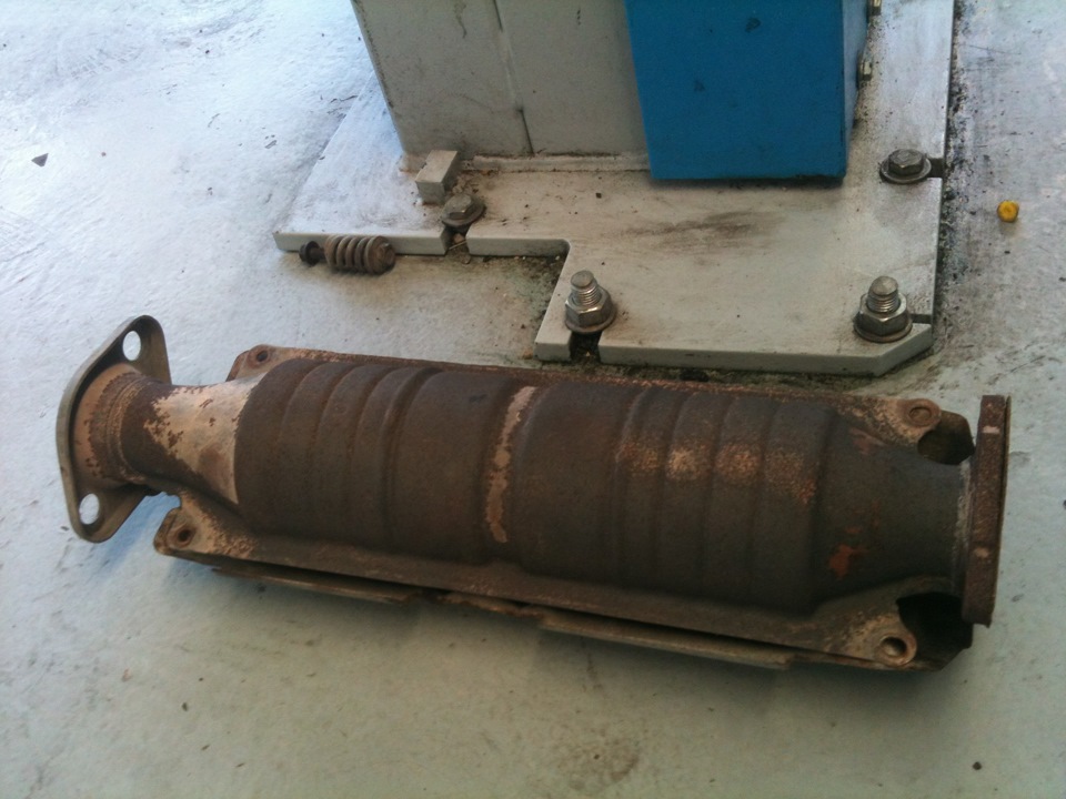 Замена Catalytic Converter — Honda Integra Type R Dc2 1 8 л 1998