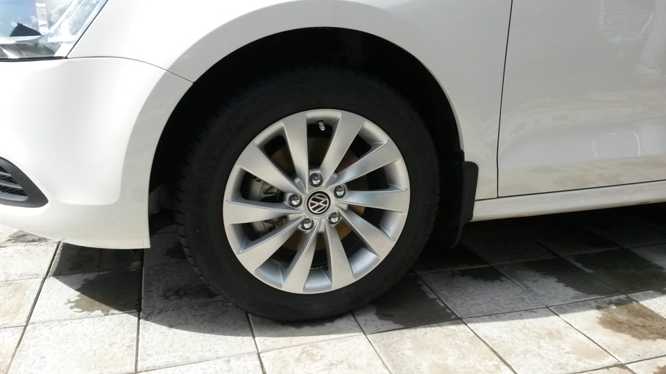 Литые "тапки" — Volkswagen Jetta VI, 1,4 л, 2013 года | колёсные диски ...