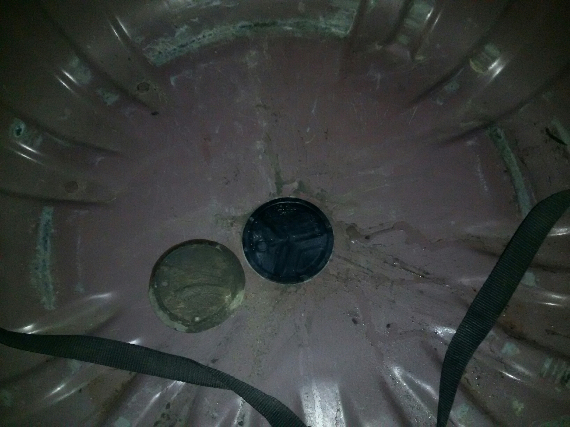 Заглушка кузова# мелочь, а приятно:) — Peugeot 406, 2 л, 2001 года ...