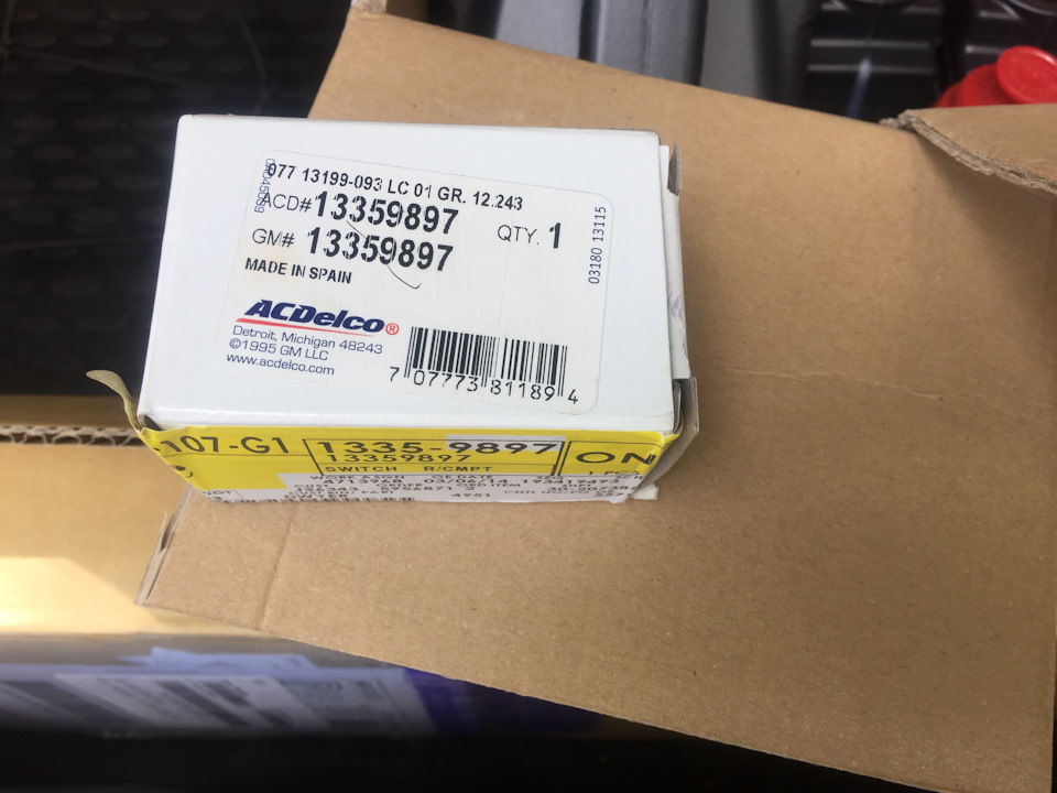 13359897 Выключатель открытия двери GM | Запчасти на DRIVE2