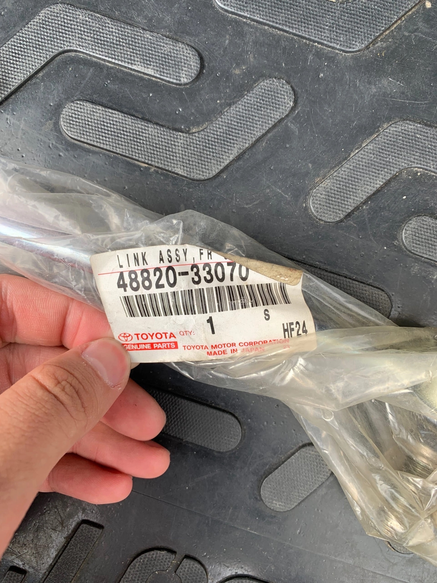 Замена втулок и стойки стабилизатора — Toyota Camry (XV50), 2,5 л, 2015 ...