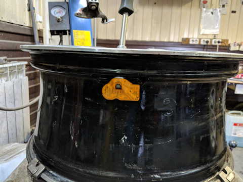 3C8825201A Накладка VAG | Запчасти на DRIVE2