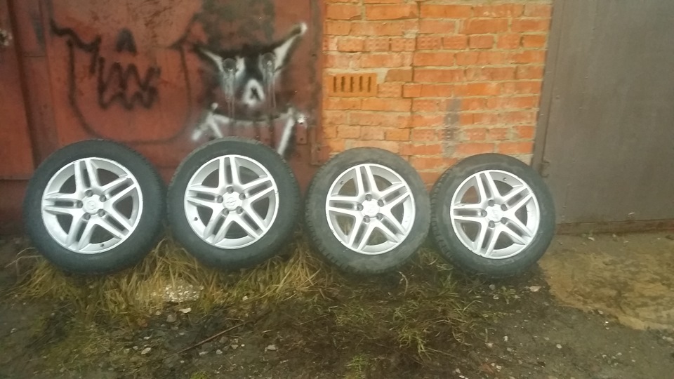 Колёса на ОПЕЛЬ в сборе б/у Michlen 205/55 R16 — Opel Astra H, 1,6 л ...