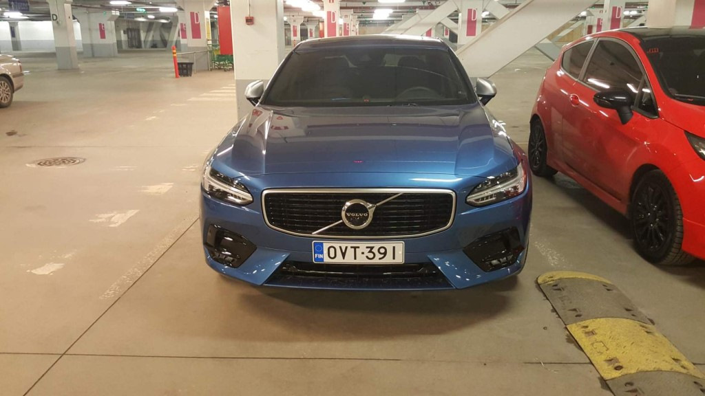 VOLVO S90 R-DESIGN — Volvo XC70 II, 2,4 л, 2006 года | наблюдение | DRIVE2