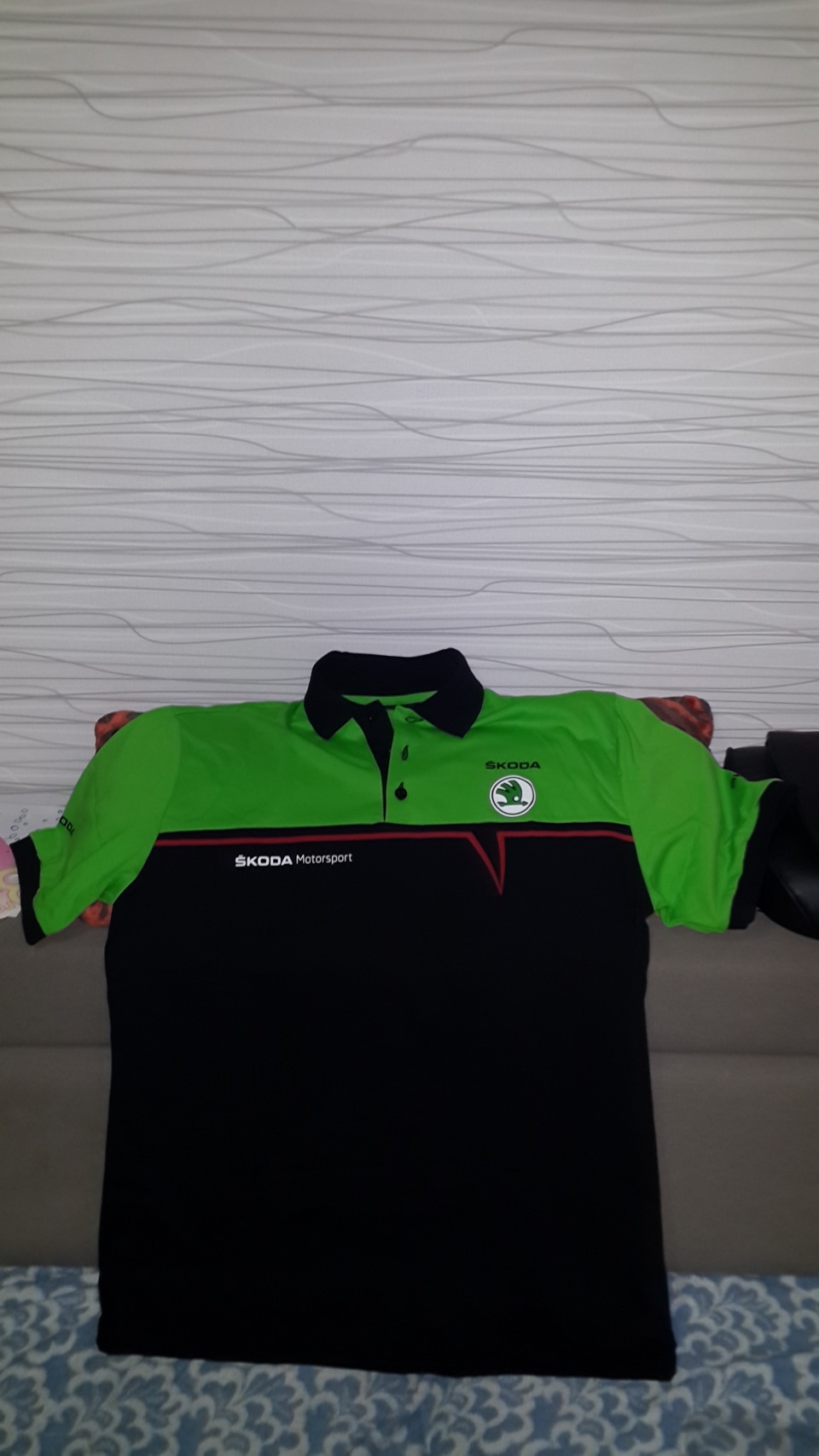 Фирменная футболка от магазина superskoda.com — Skoda Octavia A7 Mk3, 1 ...