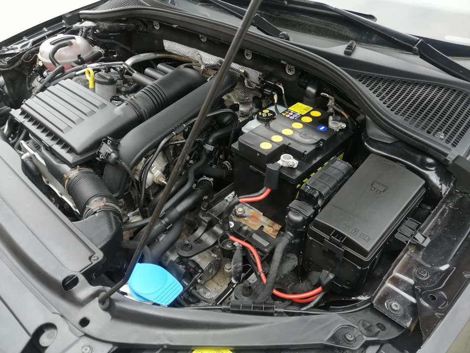 Восстановление кронштейна аккумулятора — Skoda Octavia A7 Mk3, 1,4 л ...