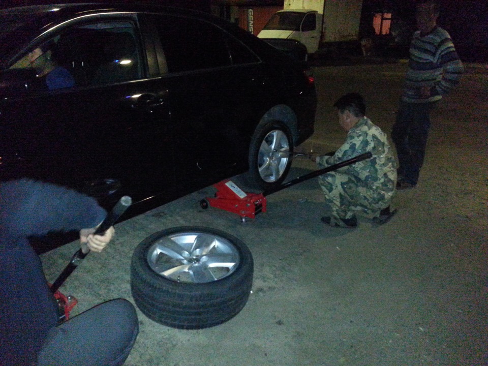 Диски от лексуса LS — Toyota Camry (XV40), 2,4 л, 2007 года | колёсные ...