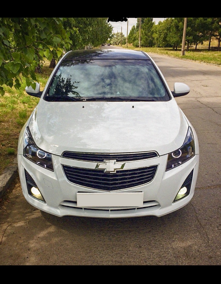 Номерные рамки опять в белый! — Chevrolet Cruze (1G), 1,8 л, 2013 года ...