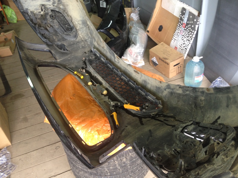 Установка бампера R-design — Volvo S60 (2G), 2,4 л, 2011 года | тюнинг ...