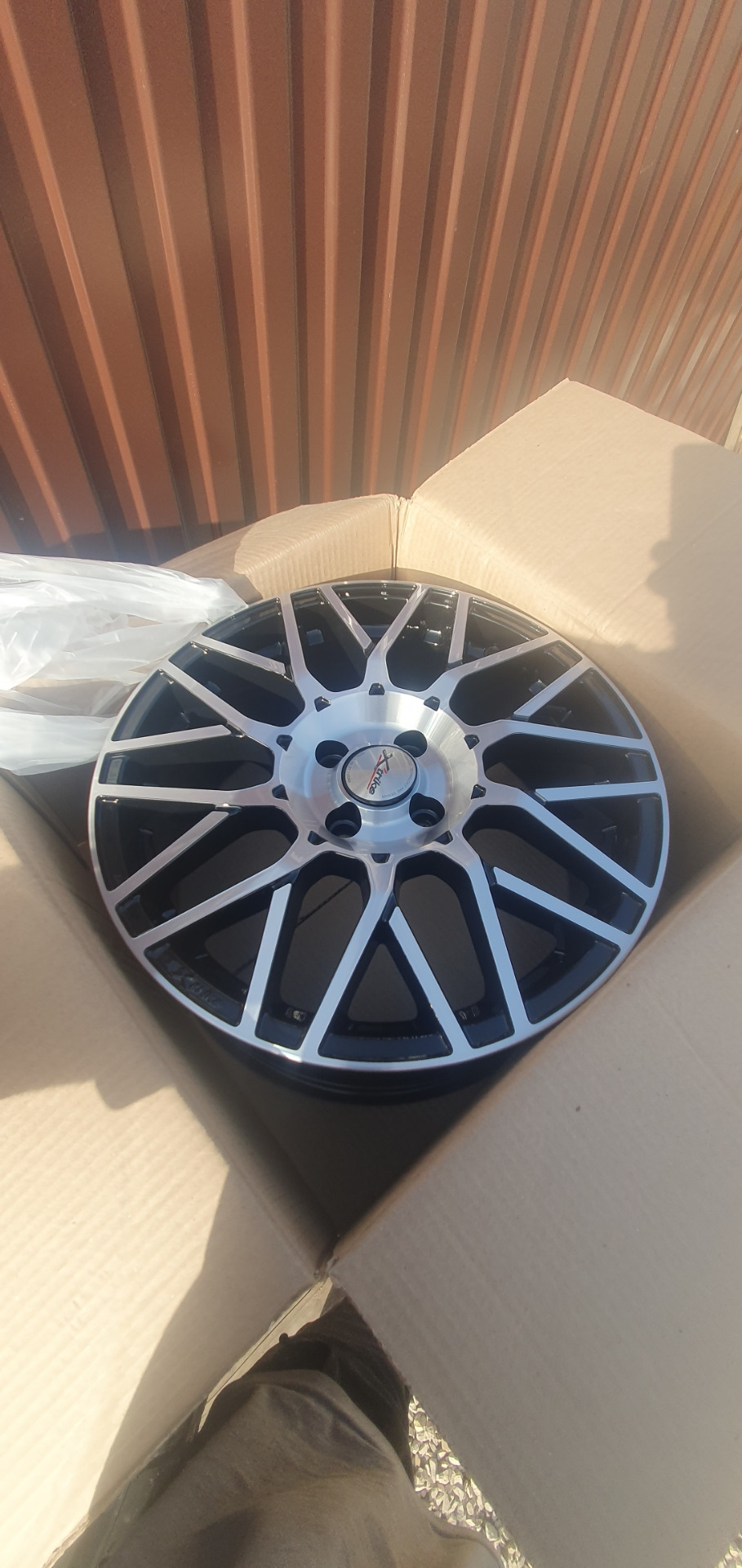 The New Diski R17 — Lada 21103, 1,5 л, 2002 года | колёсные диски | DRIVE2