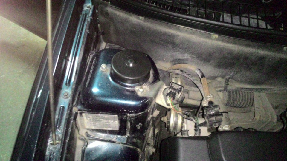 Заглушки на опорные стоек! — Lada Приора седан, 1,6 л, 2007 года ...