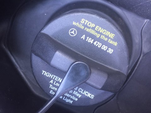 A1644700030 Крышка топливного бака Mercedes | Запчасти на DRIVE2