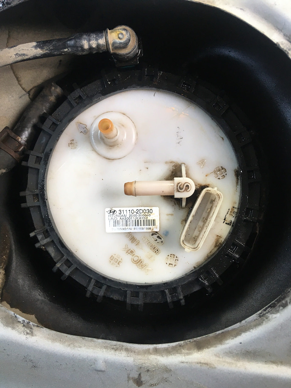 311102D030 Топливный насос центробежного типа для легковых автомобилей ...