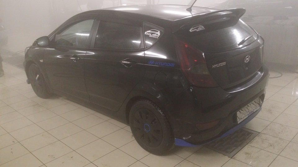 Новая приблуда часть2 — Hyundai Solaris Hatchback, 1,4 л, 2011 года | стайлинг | DRIVE2