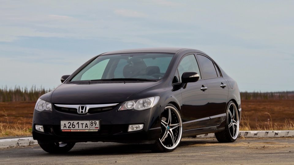 Honda Civic 4D (8G) 1.8 бензиновый 2007 | R20 на DRIVE2