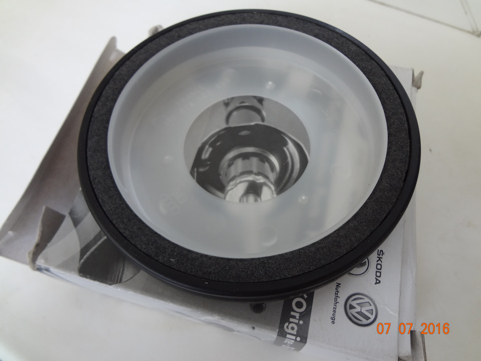 070103051A Уплотняющее кольцо, коленчатый вал VAG | Запчасти на DRIVE2