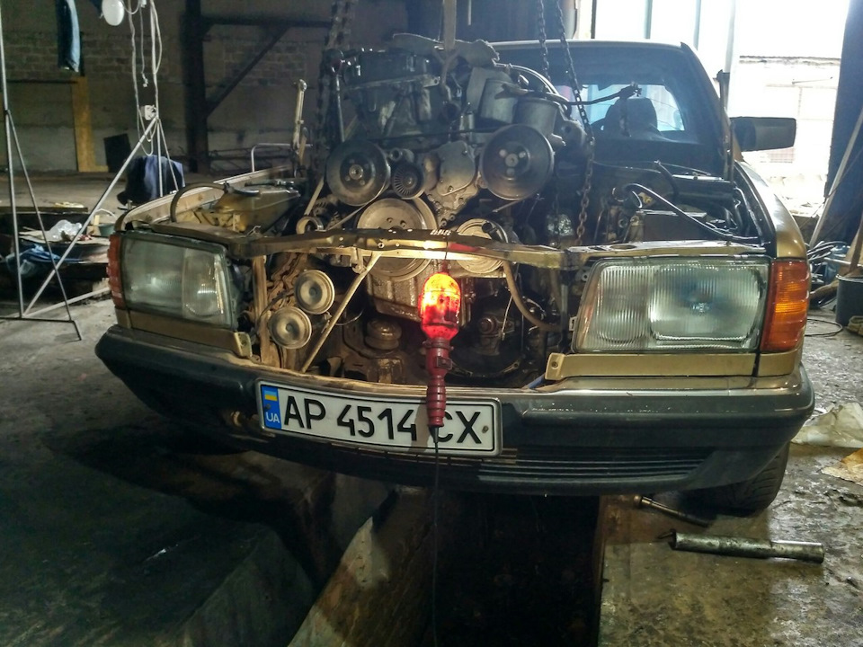 Вытянул мотор ) Будем ставить m110 — Mercedes-Benz S-Class (W126), 3,8 ...